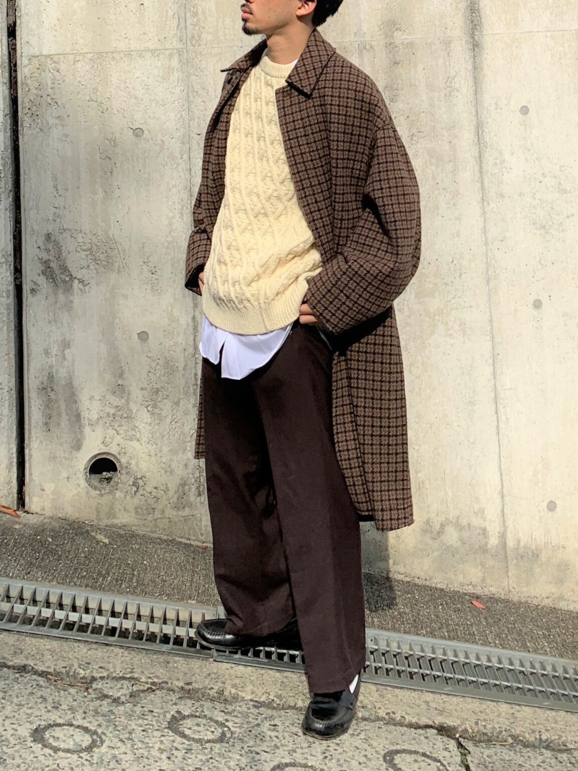 ブラウンのワントーンコーデ13選｜初心者でも垢抜けるメンズ着こなし術 - K2J