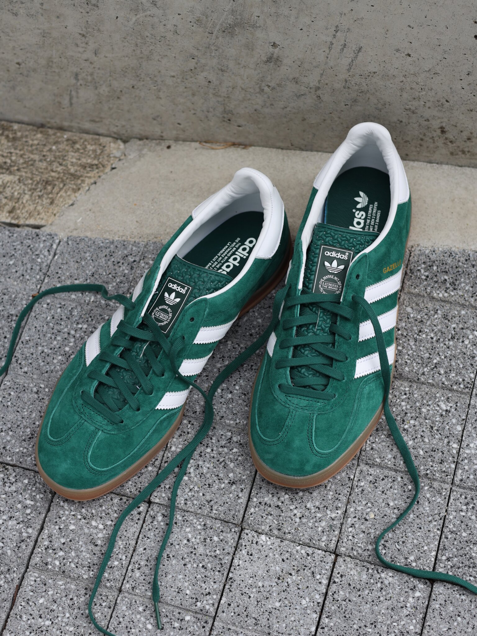 adidasのガゼルインドアのサイズ感・履き心地を徹底レビュー - K2J