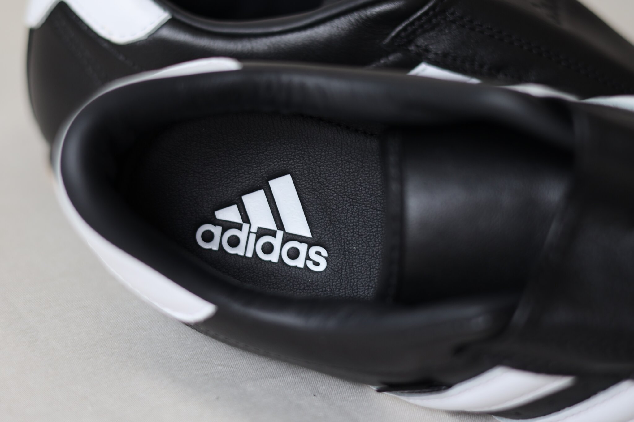 adidasのシューズ「テコンドー」のサイズ感・履き心地を徹底レビュー【購入前に必読】 - K2J