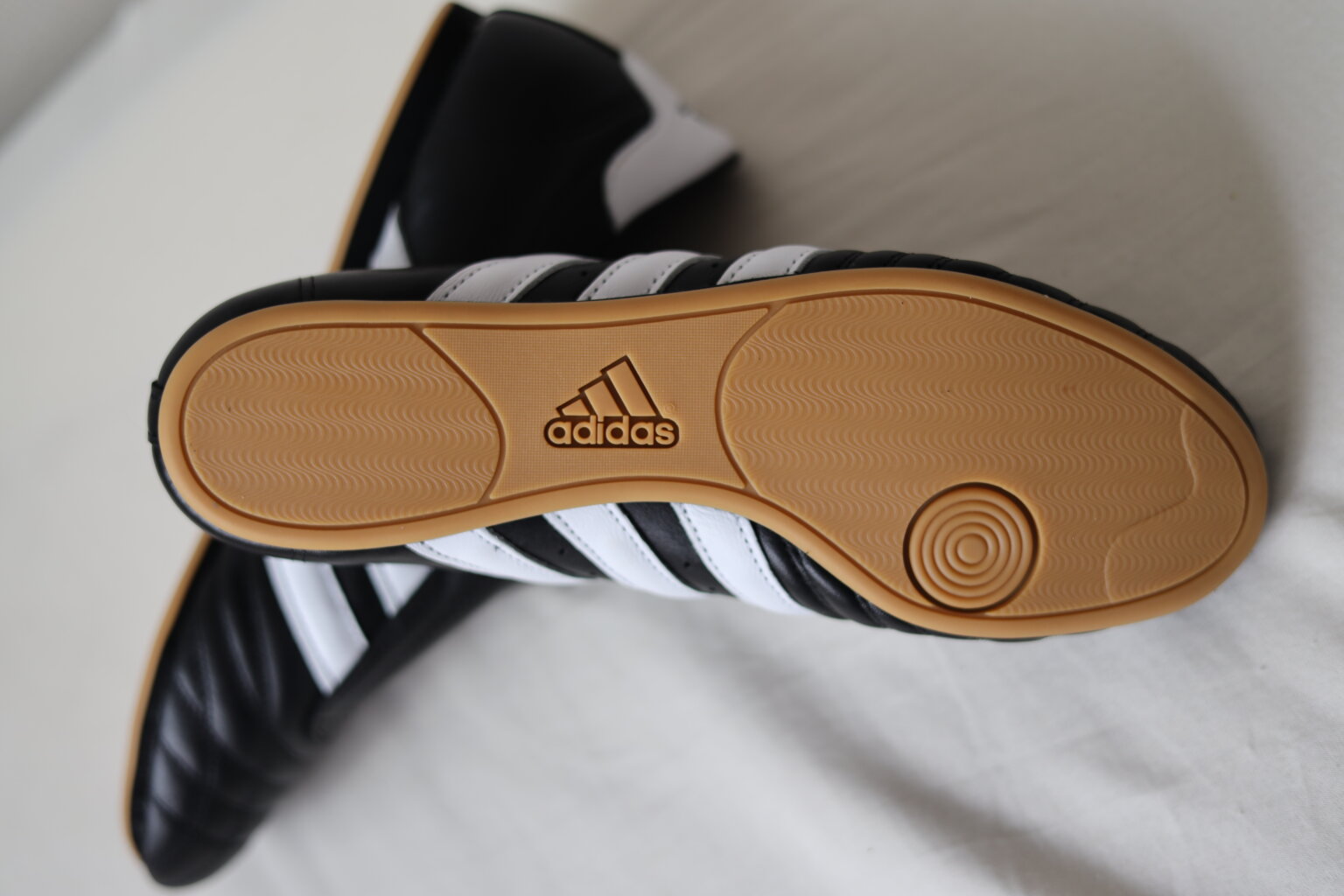 adidasのシューズ「テコンドー」のサイズ感・履き心地を徹底レビュー【購入前に必読】 - K2J